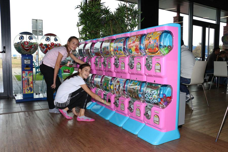 LOL igraonica i rodjendaonica Zemun - Dečije igraonice i rođendaonice